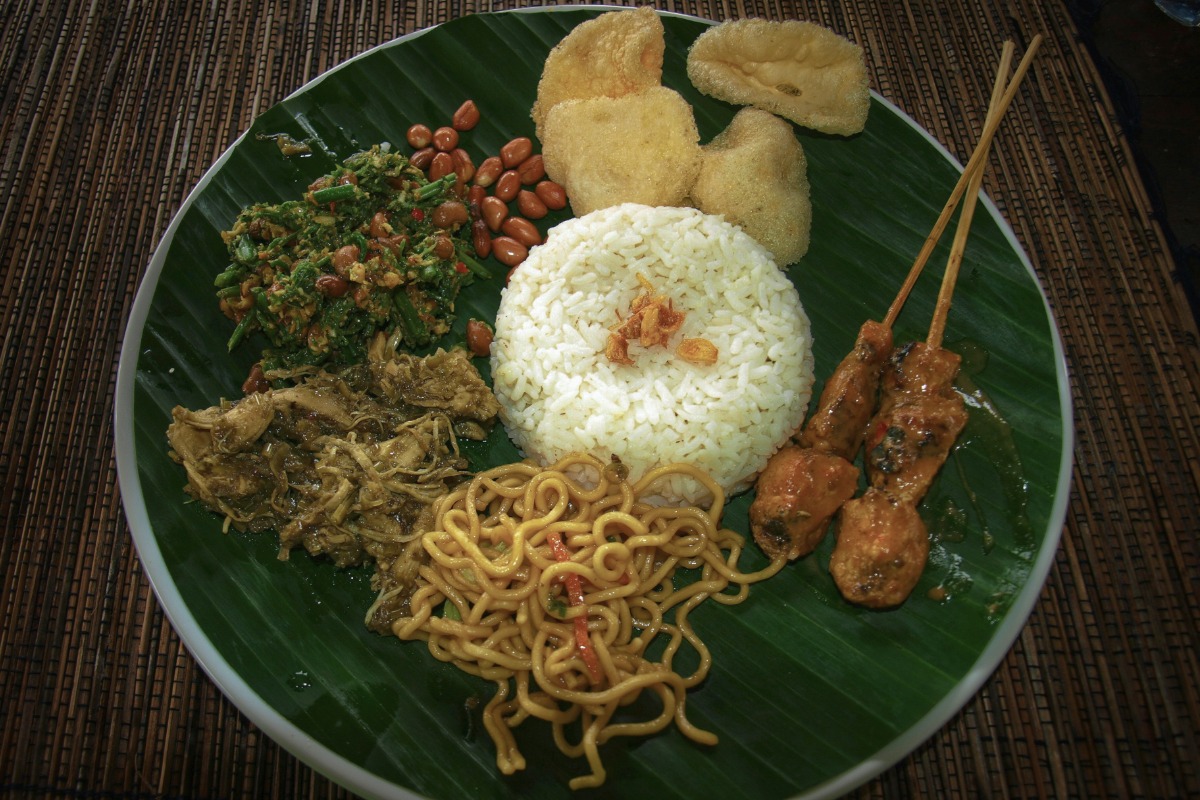 Exploring Bali Local Food From Street Eats to Signature Dishes ...